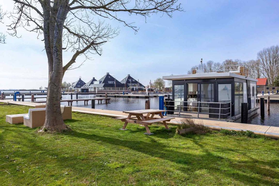 54 M² Huis ∙ 2 Slaapkamers ∙ 4 Gasten - Joure