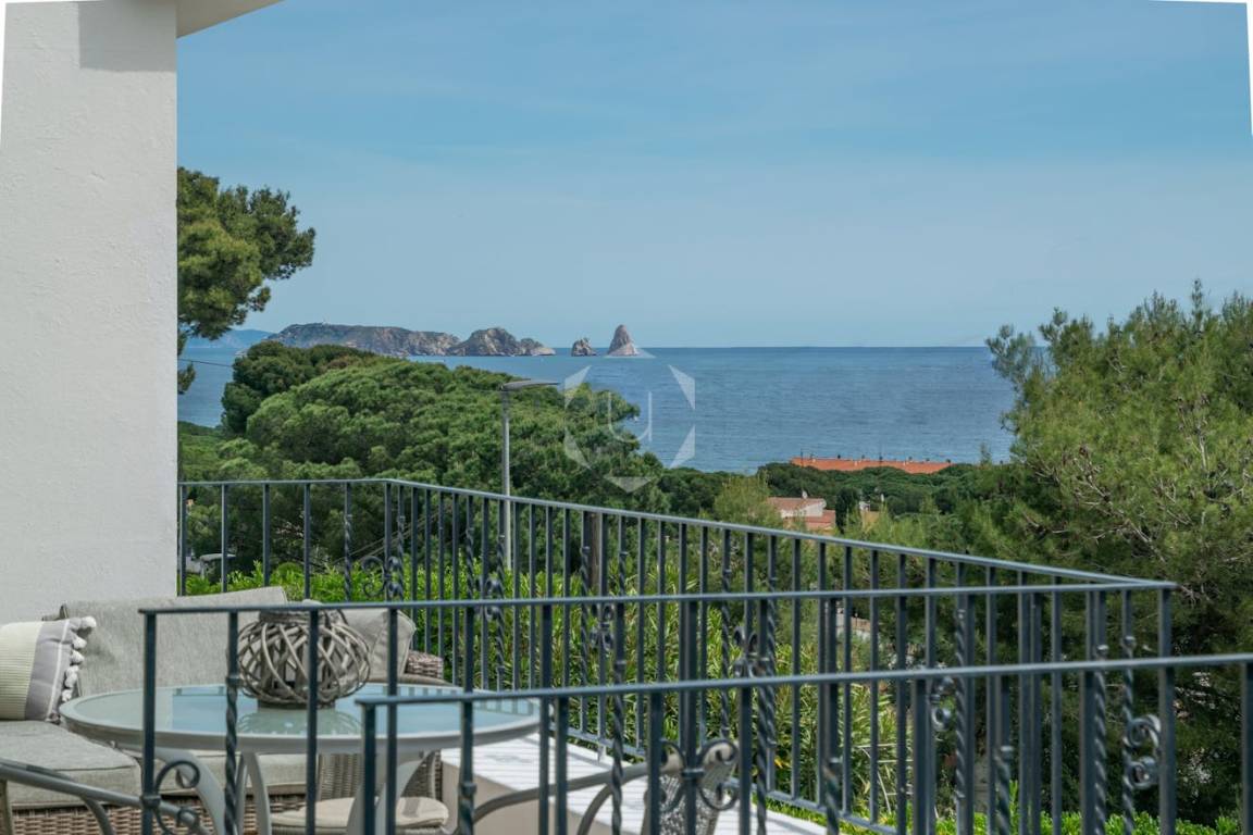 150 M² House ∙ 3 Bedrooms ∙ 5 Guests - Pals