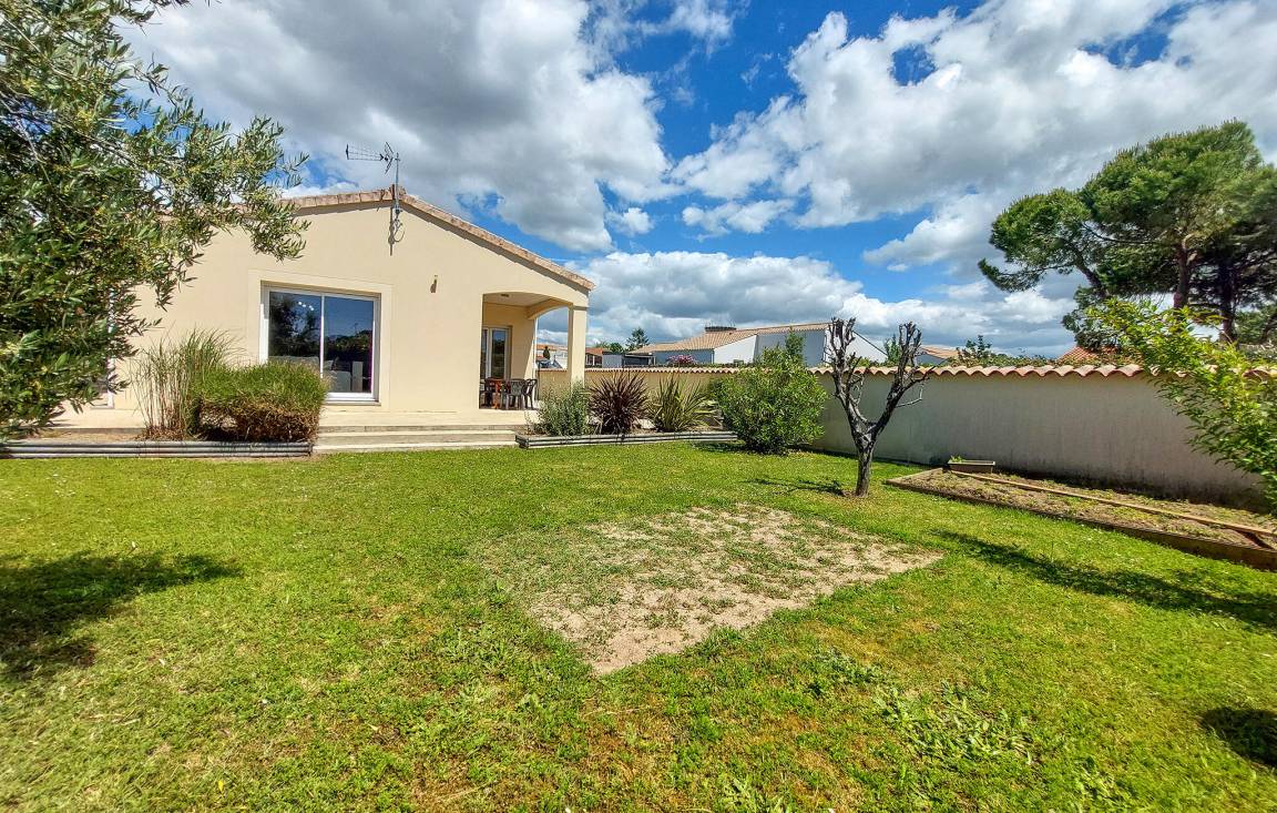 98 M² Maison De Vacances ∙ 3 Chambres ∙ 5 Personnes - Meschers-sur-Gironde
