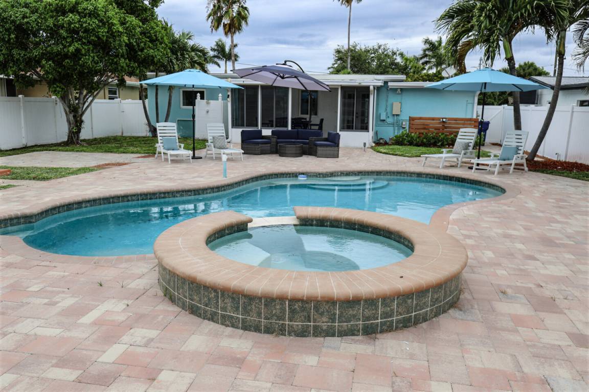158 M² House ∙ 9 Guests - Madeira Beach, FL