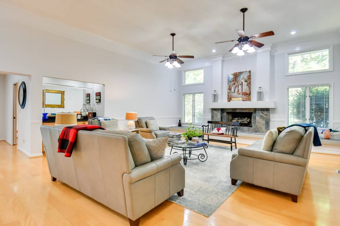 318 M² House ∙ 4 Bedrooms ∙ 10 Guests - Athens, GA
