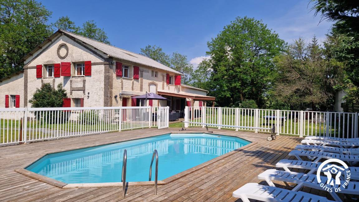 280 M² Gîte ∙ 6 Chambres ∙ 12 Personnes - Tarn