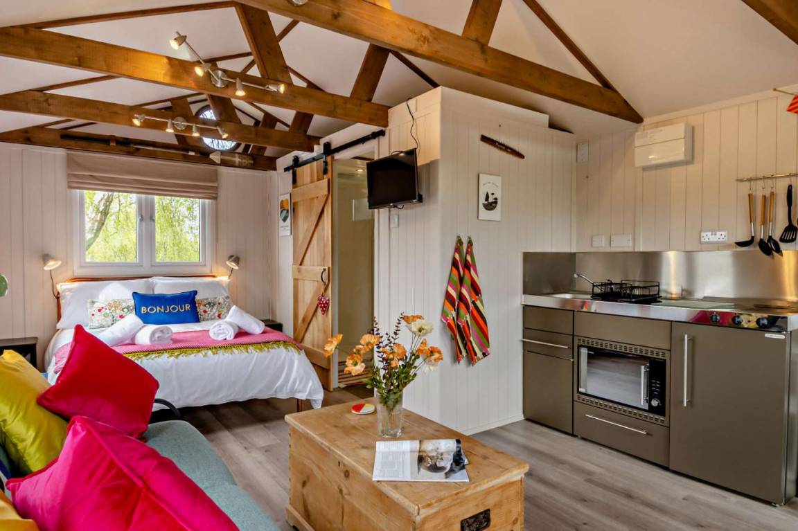 House ∙ 1 Bedroom ∙ 2 Guests - Ipswich