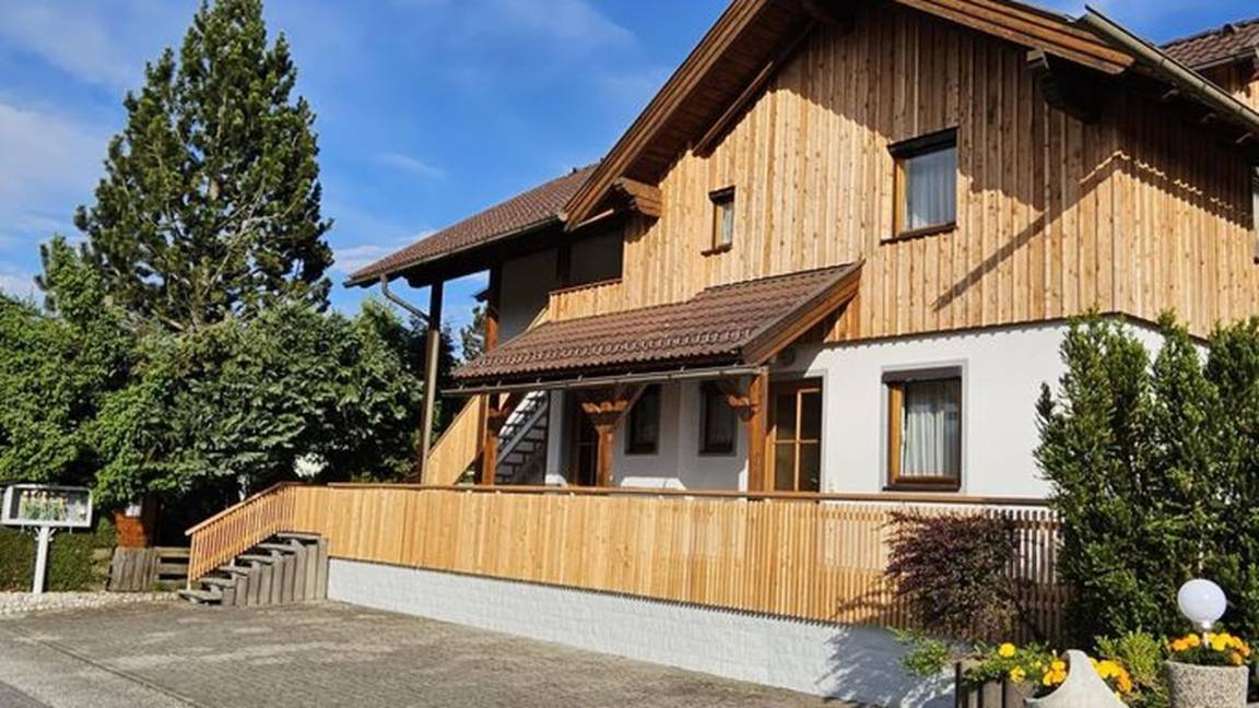 75 M² Ferienwohnung ∙ 2 Schlafzimmer ∙ 2 Gäste - Faak am See