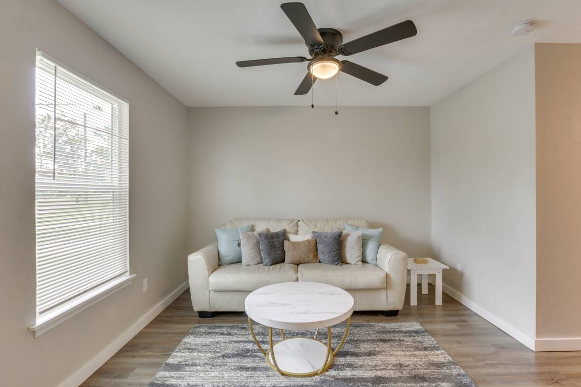 74 M² Apartment ∙ 2 Bedrooms ∙ 4 Guests - Tallahassee, FL