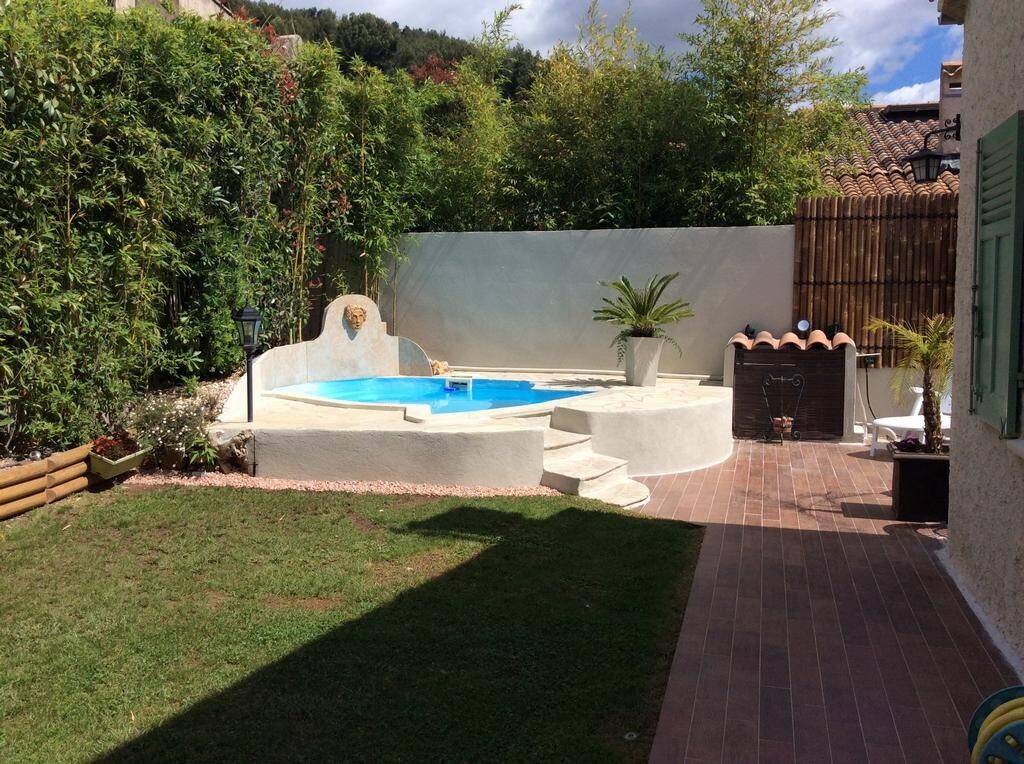 100 M² Villa ∙ 2 Bedrooms ∙ 5 Guests - Toulon