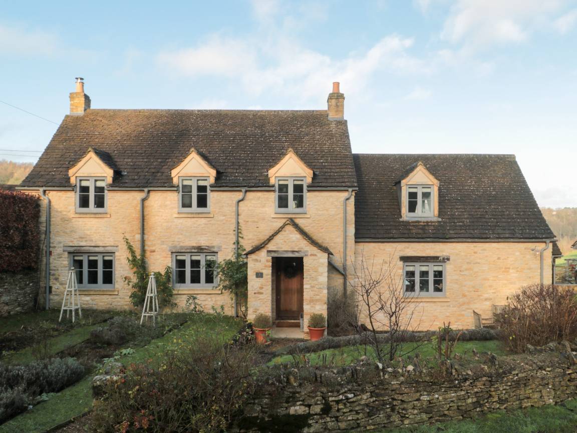 Cottage ∙ 5 Bedrooms ∙ 10 Guests - Nailsworth