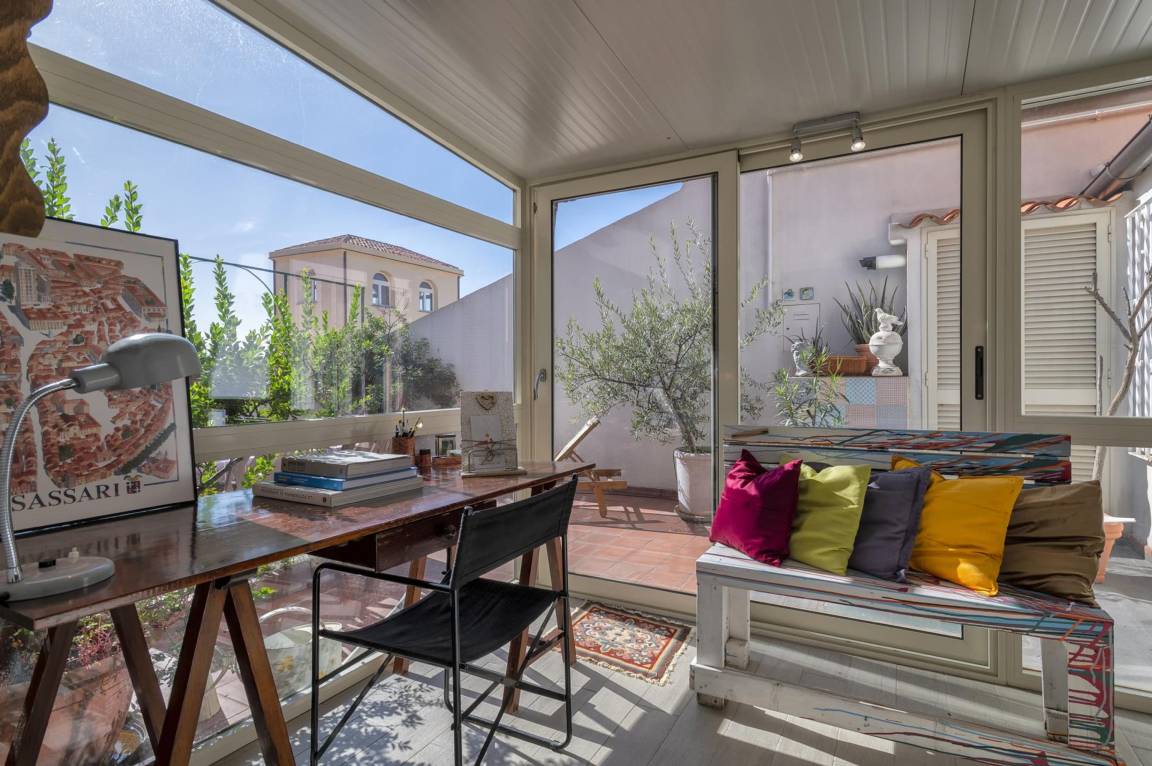 80 M² Apartamento ∙ 2 Habitaciones ∙ 4 Huéspedes - Sassari