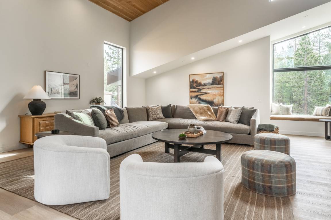 325 M² House ∙ 4 Bedrooms ∙ 10 Guests - Mammoth Lakes, CA