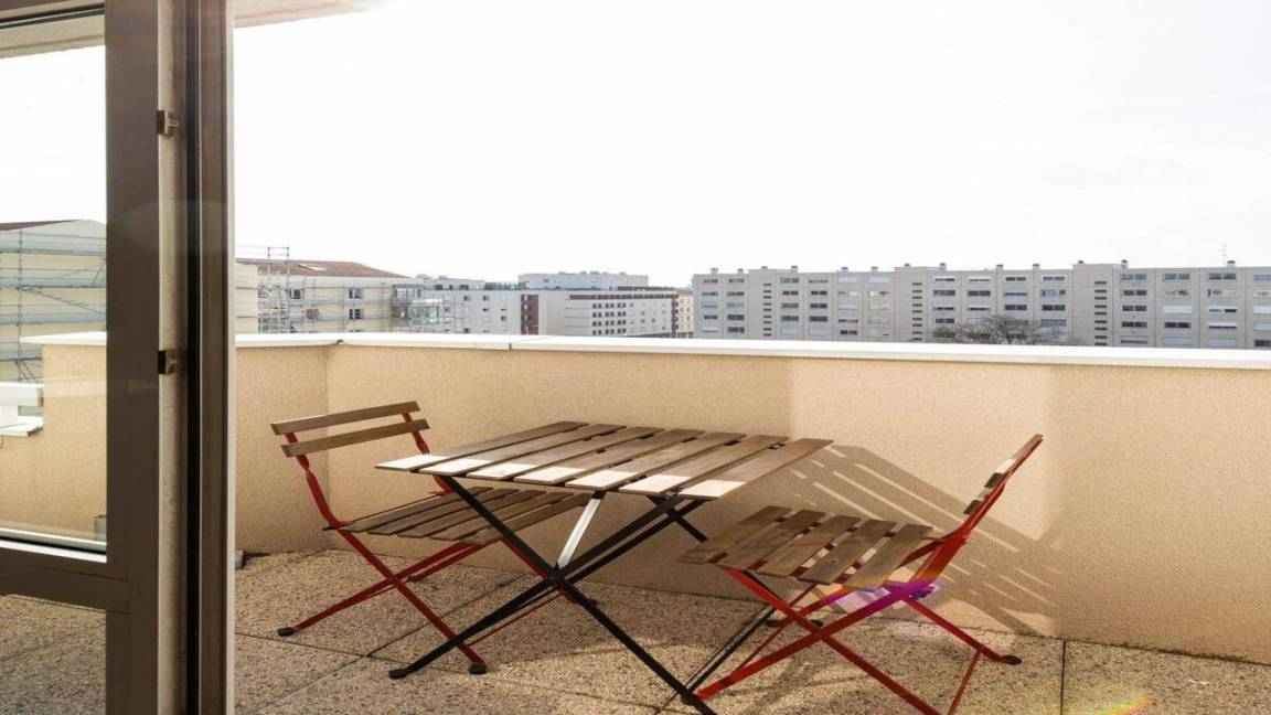 90 M² Appartement ∙ 2 Chambres ∙ 6 Personnes - Lyon