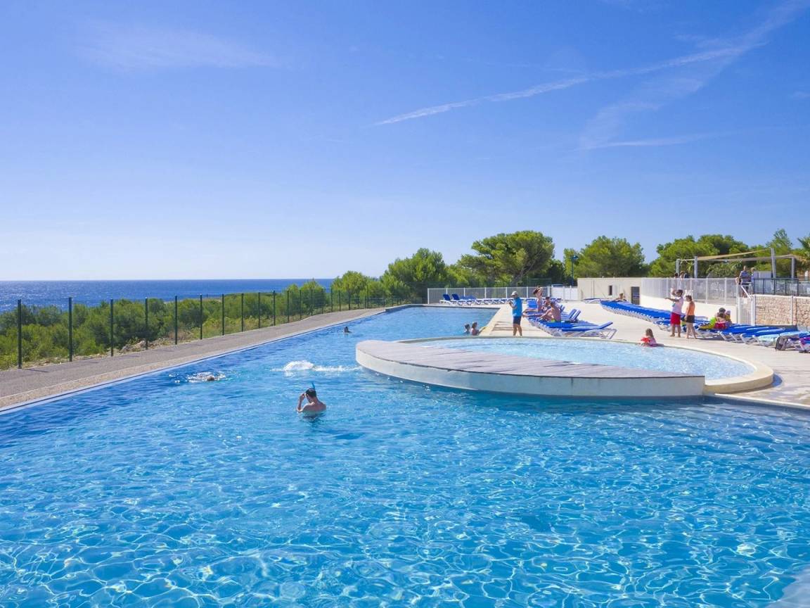 36 M² Camping ∙ 3 Bedrooms ∙ 6 Guests - Martigues