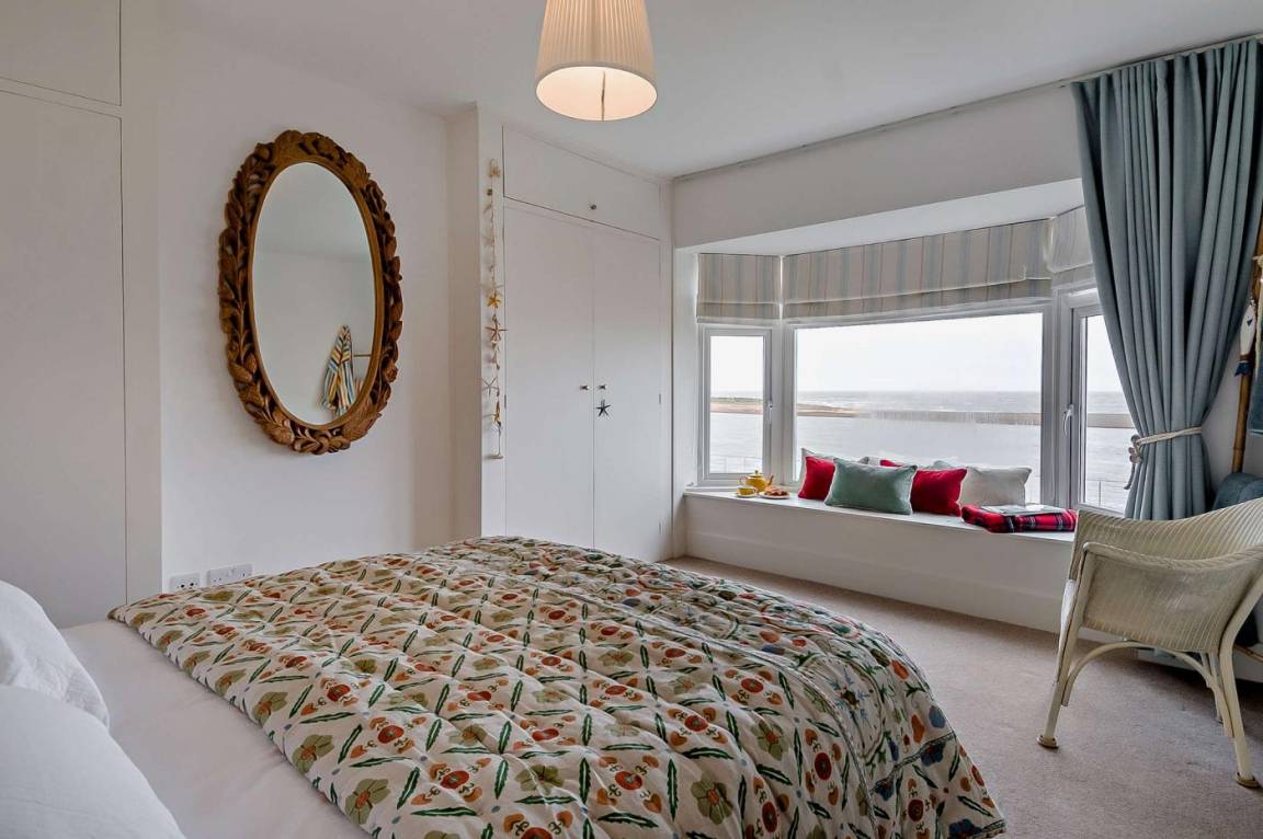 Cottage ∙ 3 Bedrooms ∙ 6 Guests - Felixstowe