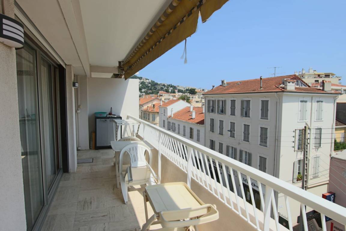 85 M² Condo ∙ 2 Bedrooms ∙ 3 Guests - Antibes