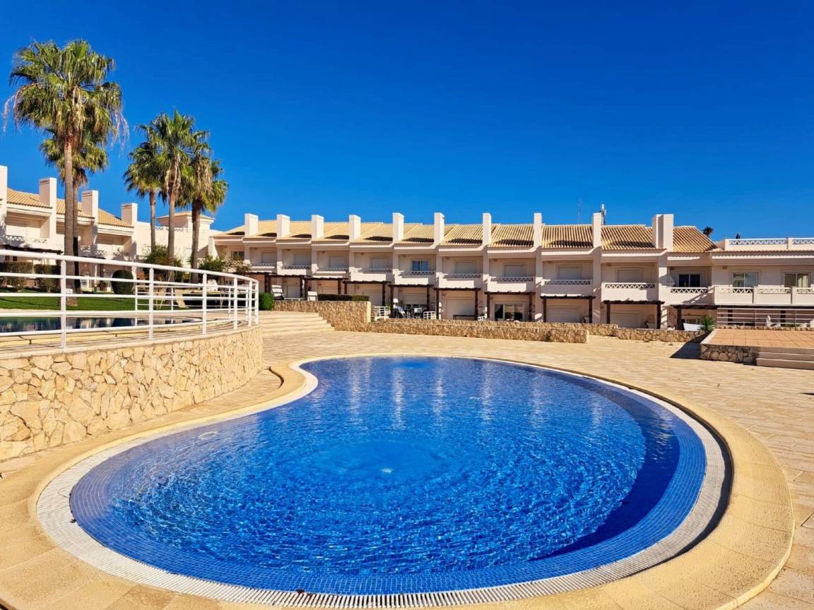 115 M² Ferienhaus ∙ 2 Schlafzimmer ∙ 4 Gäste - Albufeira