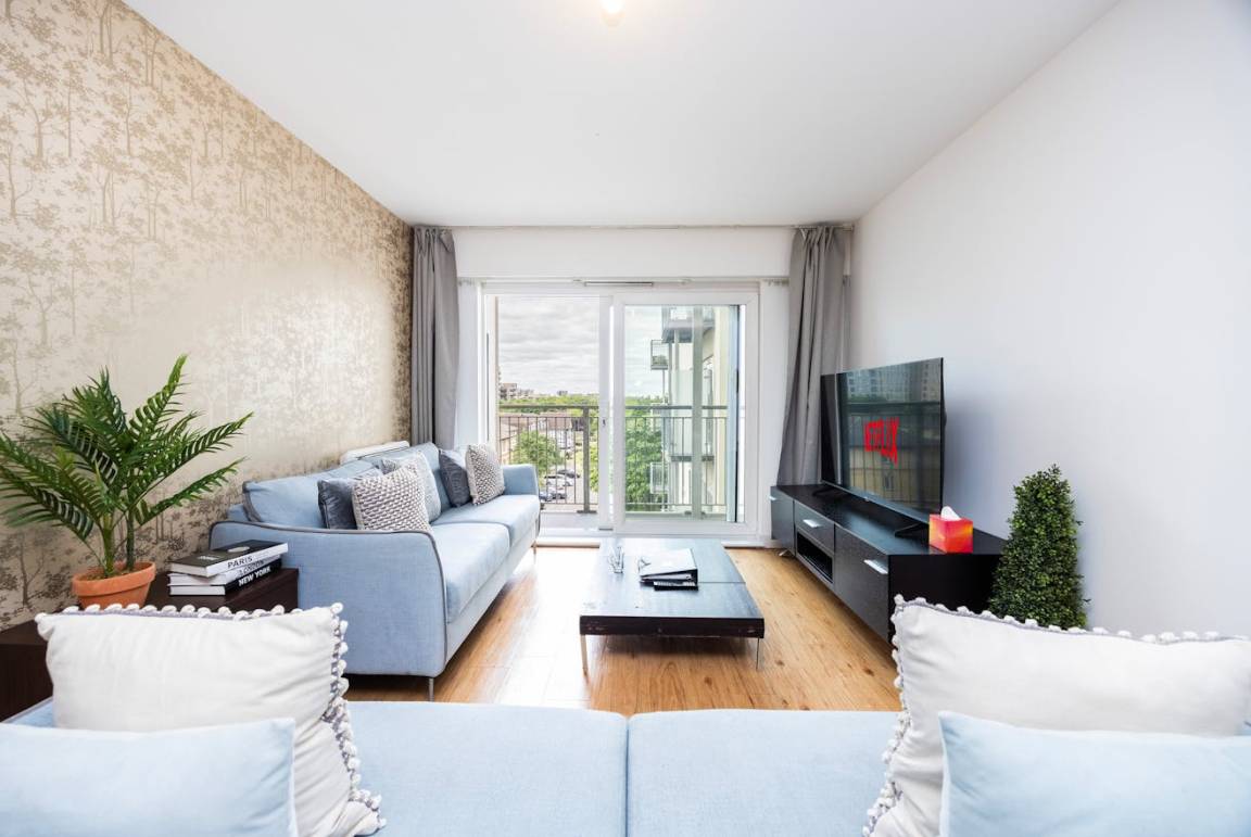 96 M² House ∙ 2 Bedrooms ∙ 4 Guests - Harrow
