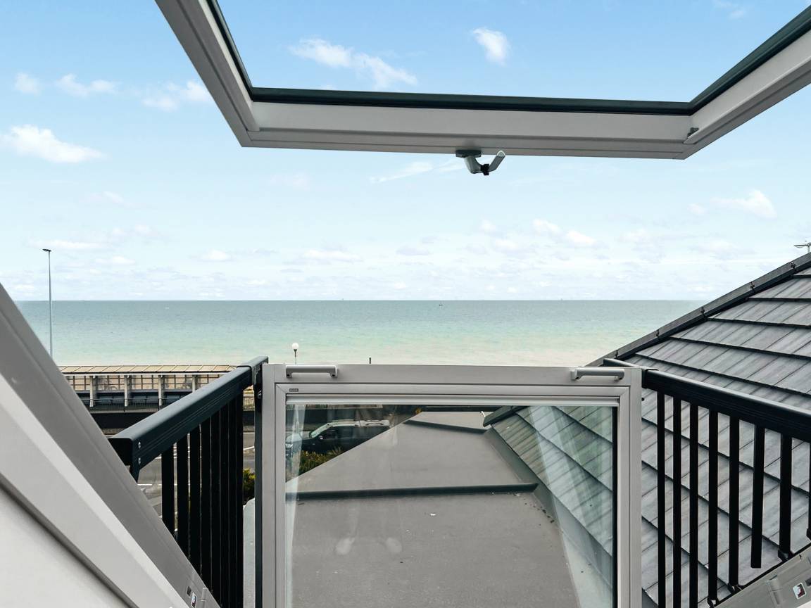 Cottage ∙ 5 Bedrooms ∙ 12 Guests - Steyning