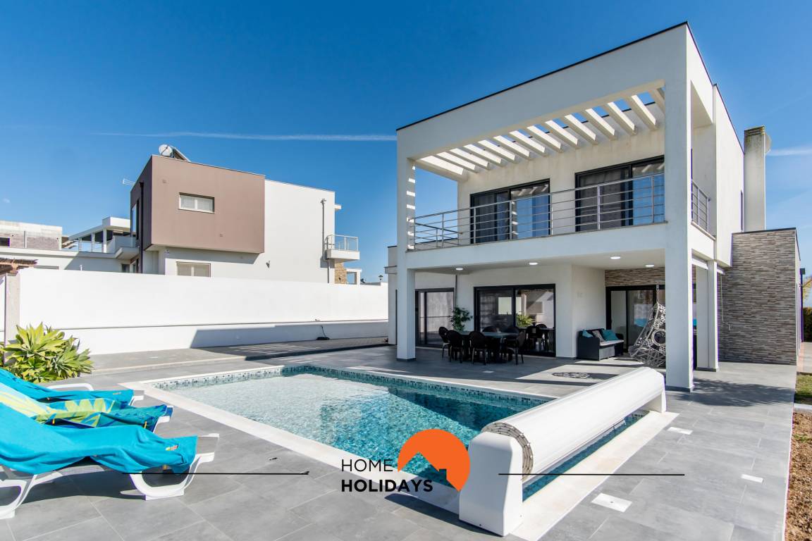 175 M² Villa ∙ 4 Bedrooms ∙ 8 Guests - Armação de Pêra