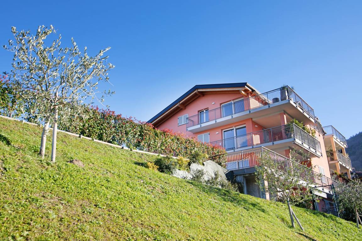110 M² Apartment ∙ 3 Bedrooms ∙ 6 Guests - Varenna