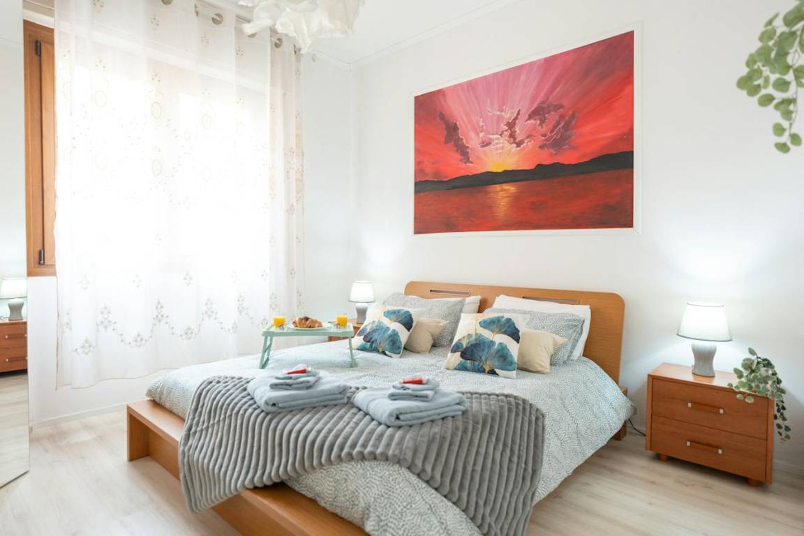 80 M² Ferienwohnung ∙ 2 Schlafzimmer ∙ 6 Gäste - Loano