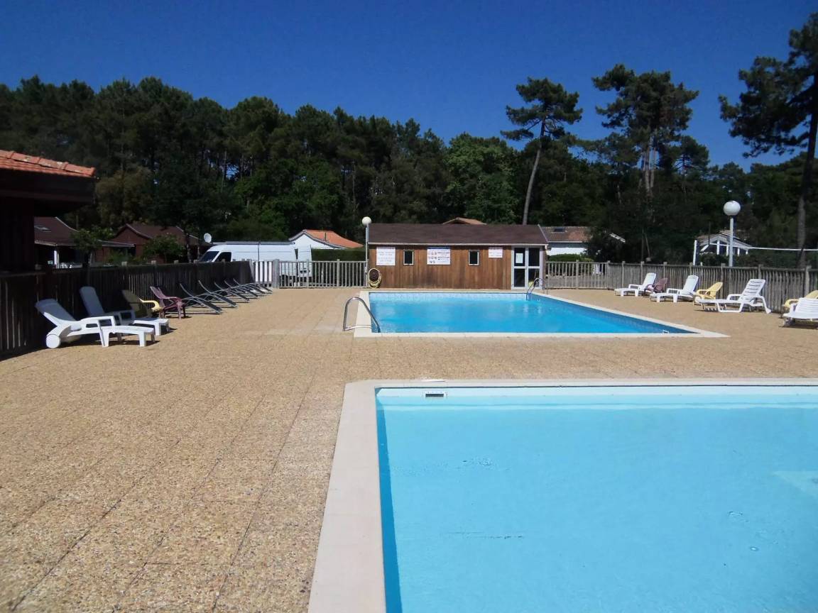 45 M² Chalet ∙ 2 Bedrooms ∙ 4 Guests - Soulac-sur-Mer