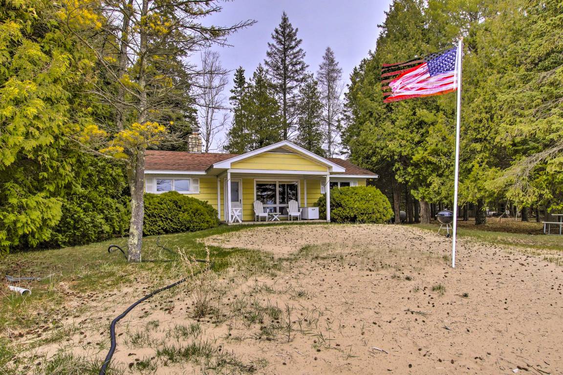 157 M² Cottage ∙ 3 Bedrooms ∙ 6 Guests - Door County, WI