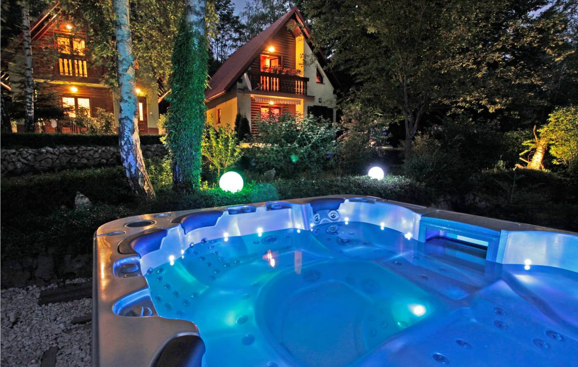 160 M² Ferienhaus ∙ 4 Schlafzimmer ∙ 10 Gäste - Klenovica
