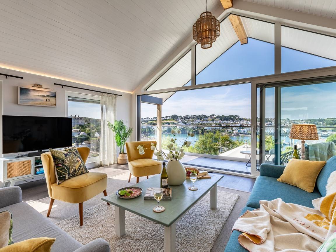 Cottage ∙ 5 Bedrooms ∙ 10 Guests - Fowey