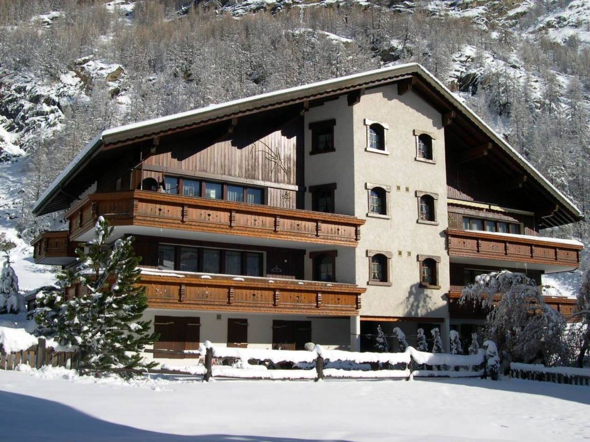 Apartment ∙ 1 Bedroom ∙ 4 Guests - Saas-Grund