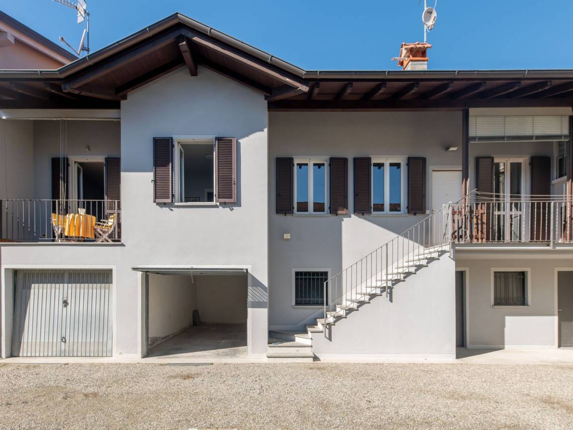80 M² House ∙ 1 Bedroom ∙ 4 Guests - Verbania