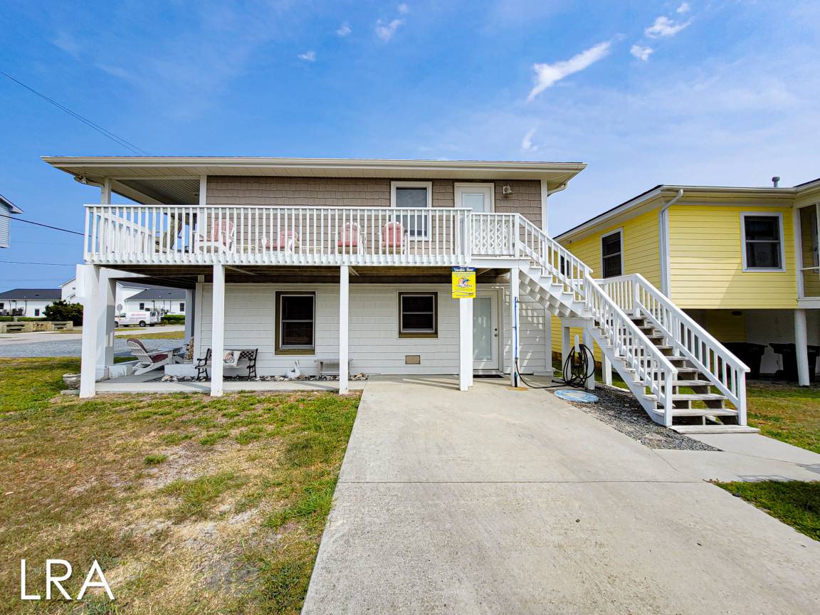187 M² Maisonette ∙ 4 Bedrooms ∙ 10 Guests - Topsail Beach, NC