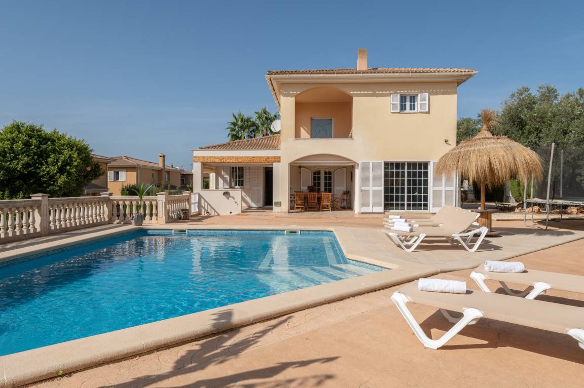 180 M² Villa ∙ 4 Schlafzimmer ∙ 6 Gäste - Can Pastilla