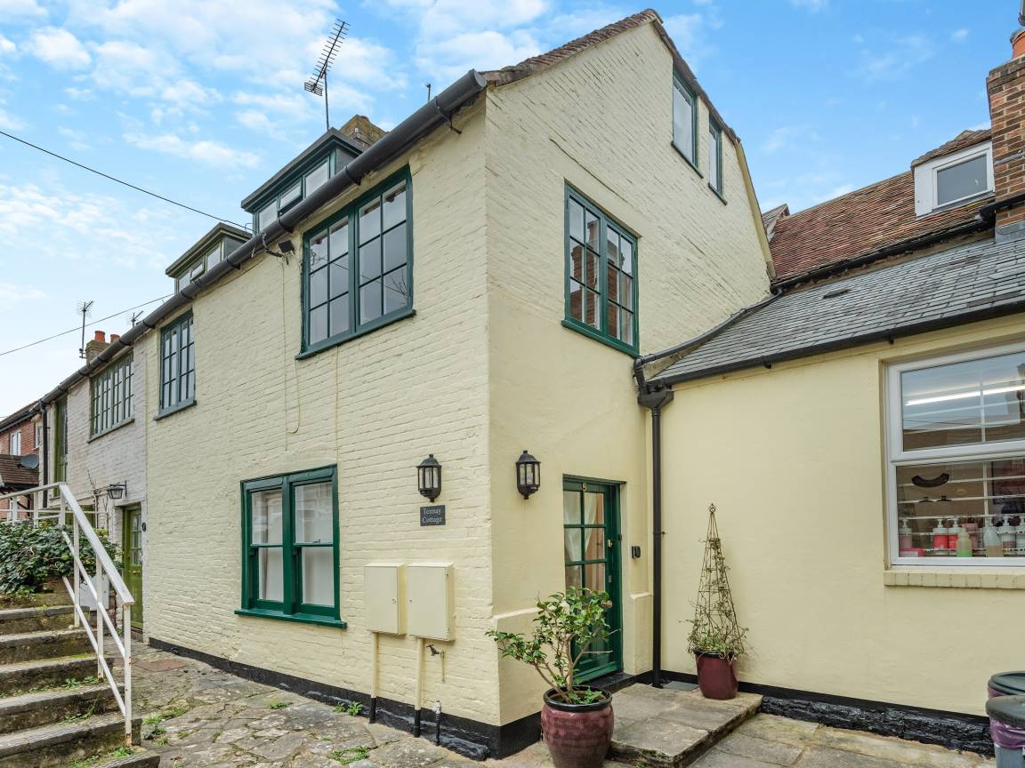 Cottage ∙ 3 Bedrooms ∙ 5 Guests - Swanage