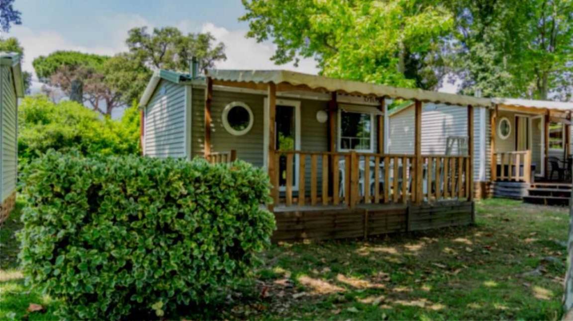 30 M² Camping-unterkunft ∙ 1 Schlafzimmer ∙ 2 Gäste - Korsika