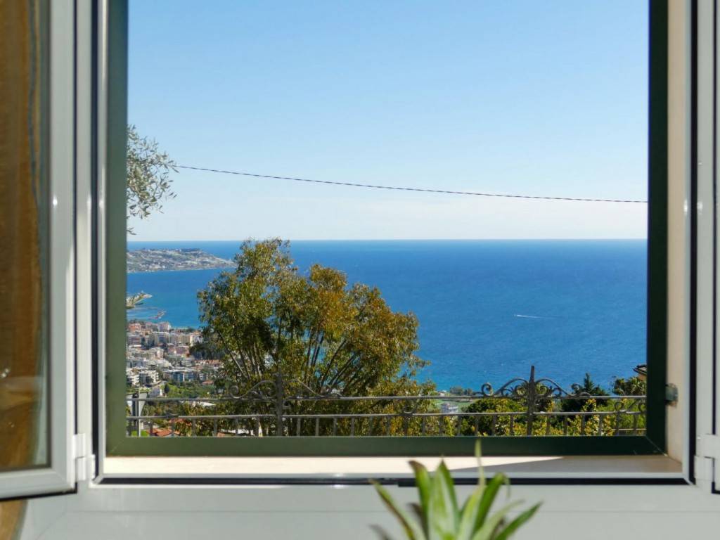 50 M² Apartment ∙ 1 Bedroom ∙ 4 Guests - Ospedaletti