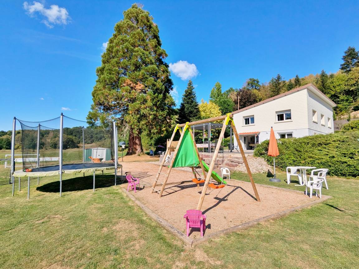 130 M² Cottage ∙ 4 Chambres ∙ 12 Personnes - Lorraine