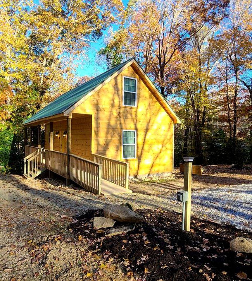 House ∙ 2 Bedrooms ∙ 5 Guests - Great Smoky Mountains National Park