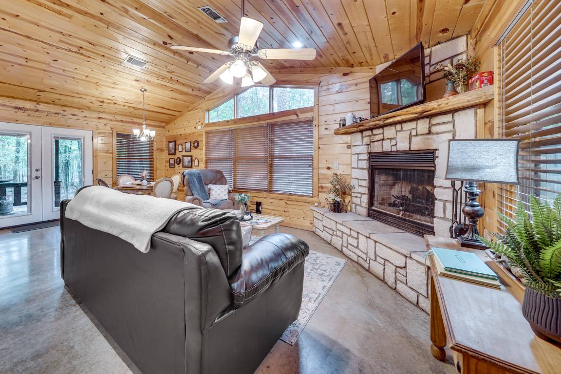 60 M² House ∙ 1 Bedroom ∙ 4 Guests - Broken Bow, OK