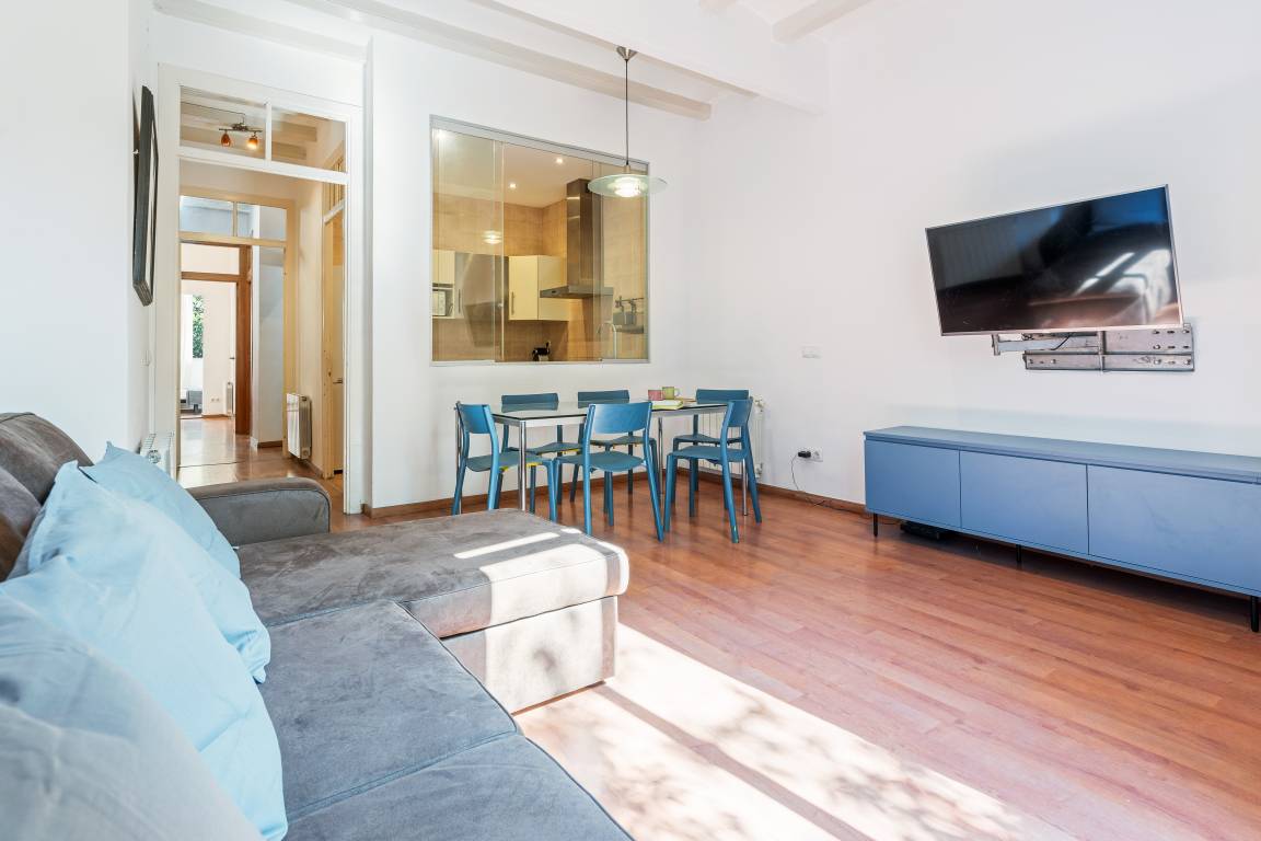 62 M² Apartment ∙ 2 Bedrooms ∙ 6 Guests - El Masnou