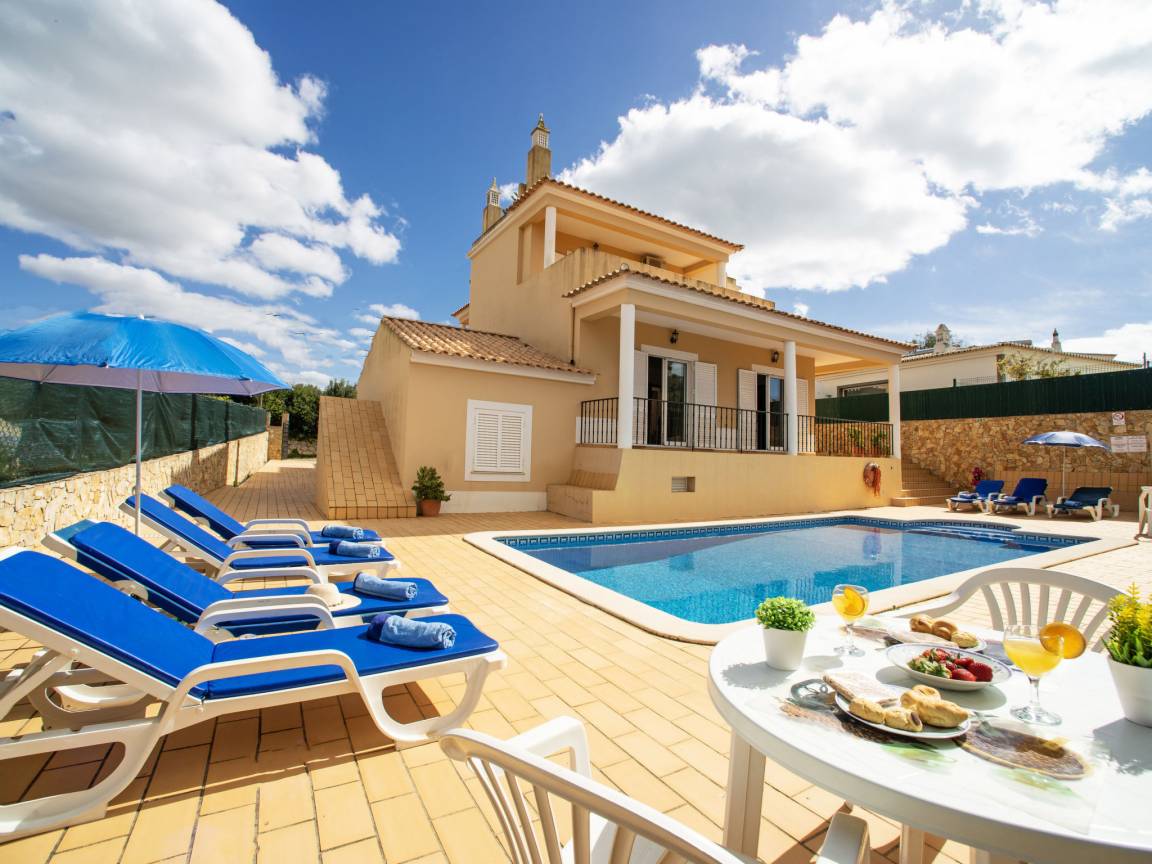170 M² Ferienhaus ∙ 4 Schlafzimmer ∙ 8 Gäste - Carvoeiro