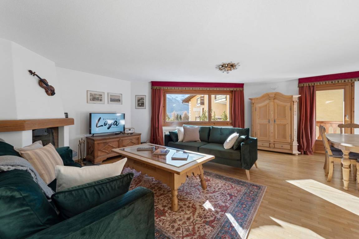 110 M² Ferienwohnung ∙ 2 Schlafzimmer ∙ 4 Gäste - Sils im Engadin