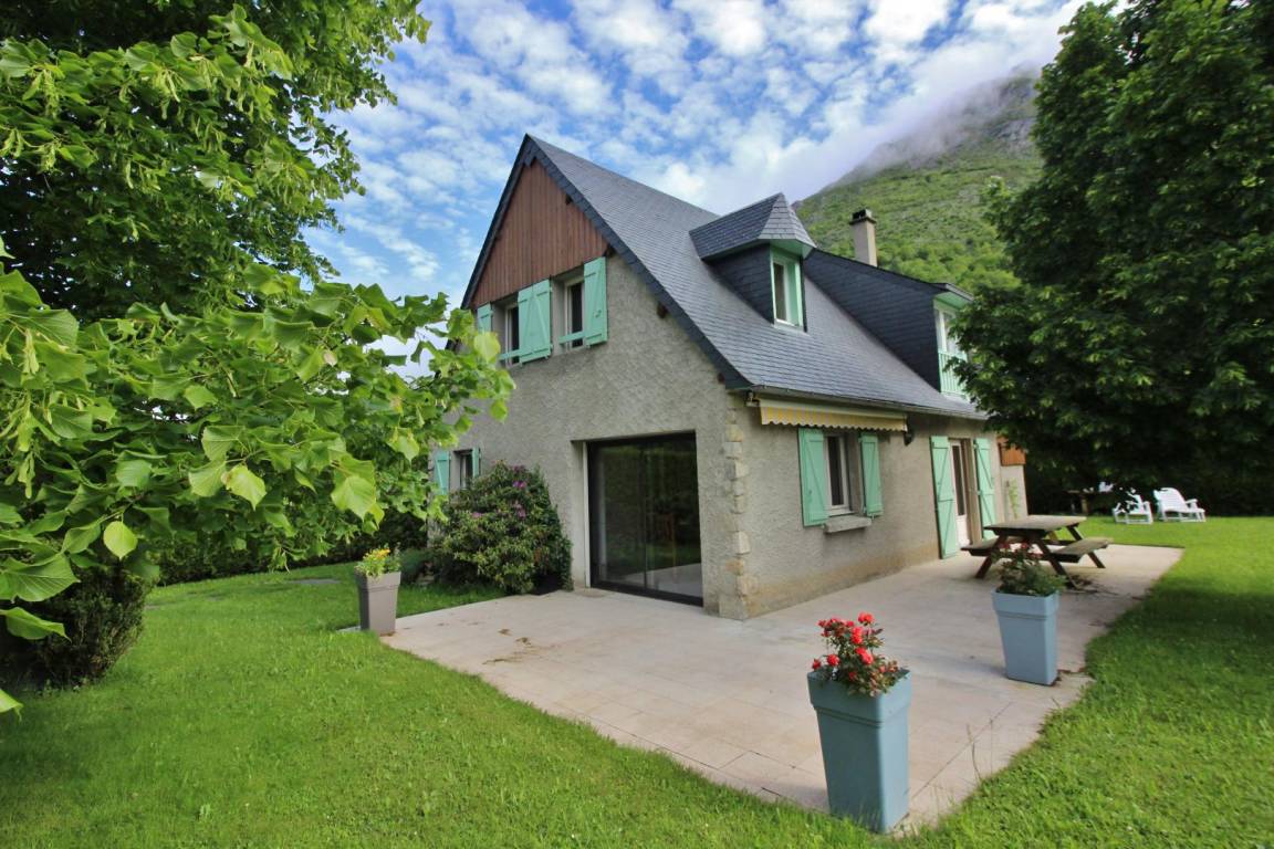 100 M² Gîte ∙ 3 Chambres ∙ 10 Personnes - Bagnères-de-Bigorre