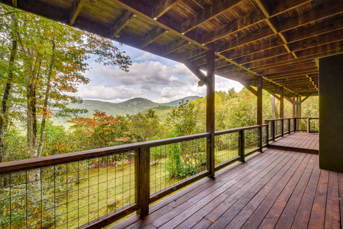 278 M² House ∙ 3 Bedrooms ∙ 8 Guests - Highlands, NC