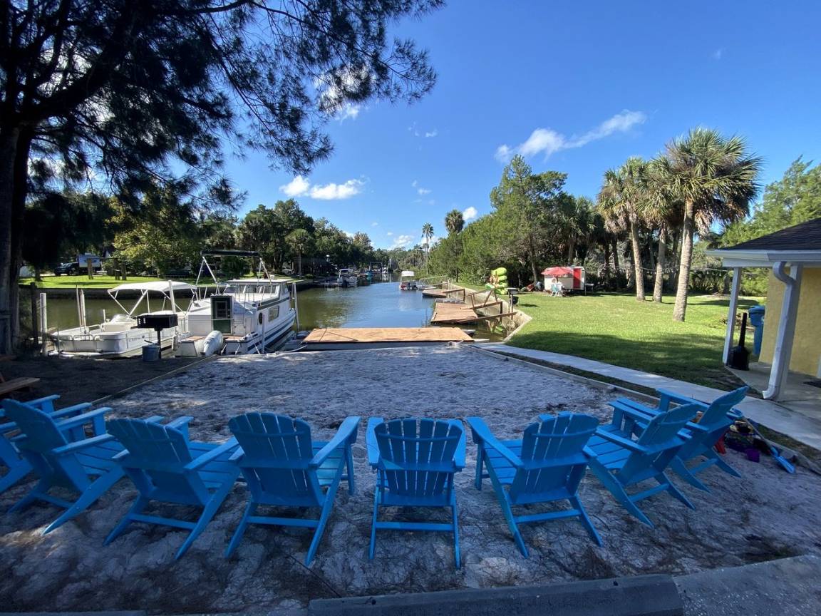 House ∙ 1 Bedroom ∙ 2 Guests - Weeki Wachee, FL
