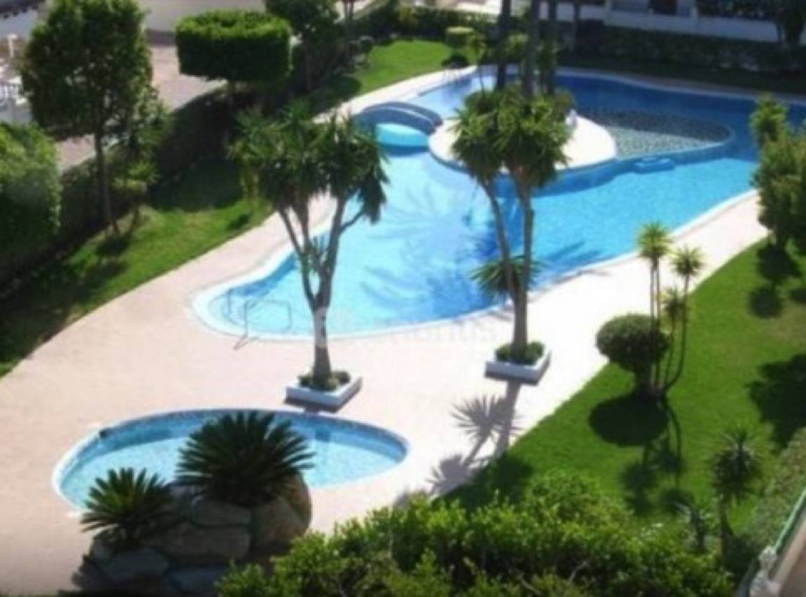 60 M² Bungalow ∙ 2 Habitaciones ∙ 6 Huéspedes - Torrevieja