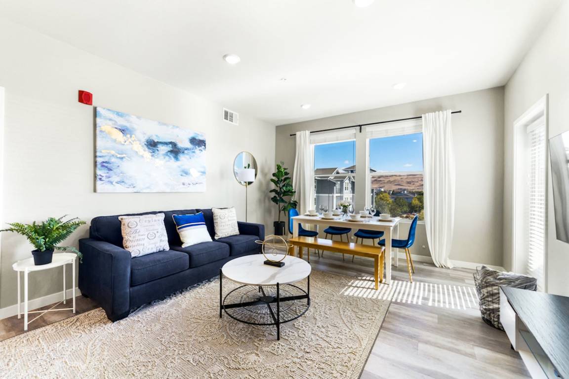101 M² Apartment ∙ 2 Bedrooms ∙ 6 Guests - Sparks, NV