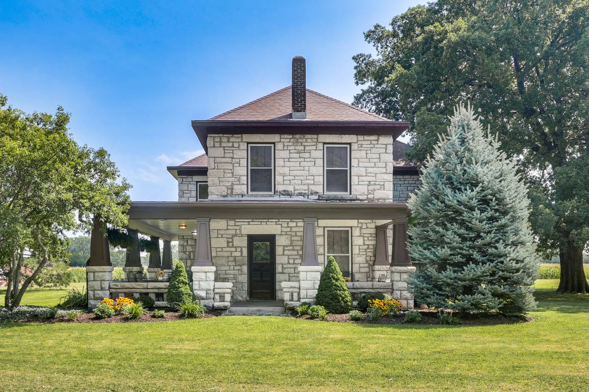 227 M² House ∙ 3 Bedrooms ∙ 9 Guests - Kansas