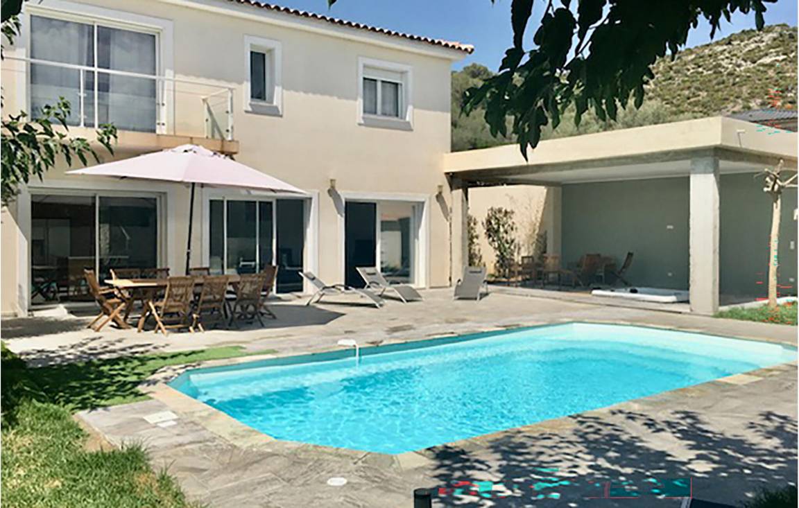 160 M² House ∙ 4 Bedrooms ∙ 10 Guests - Bastia