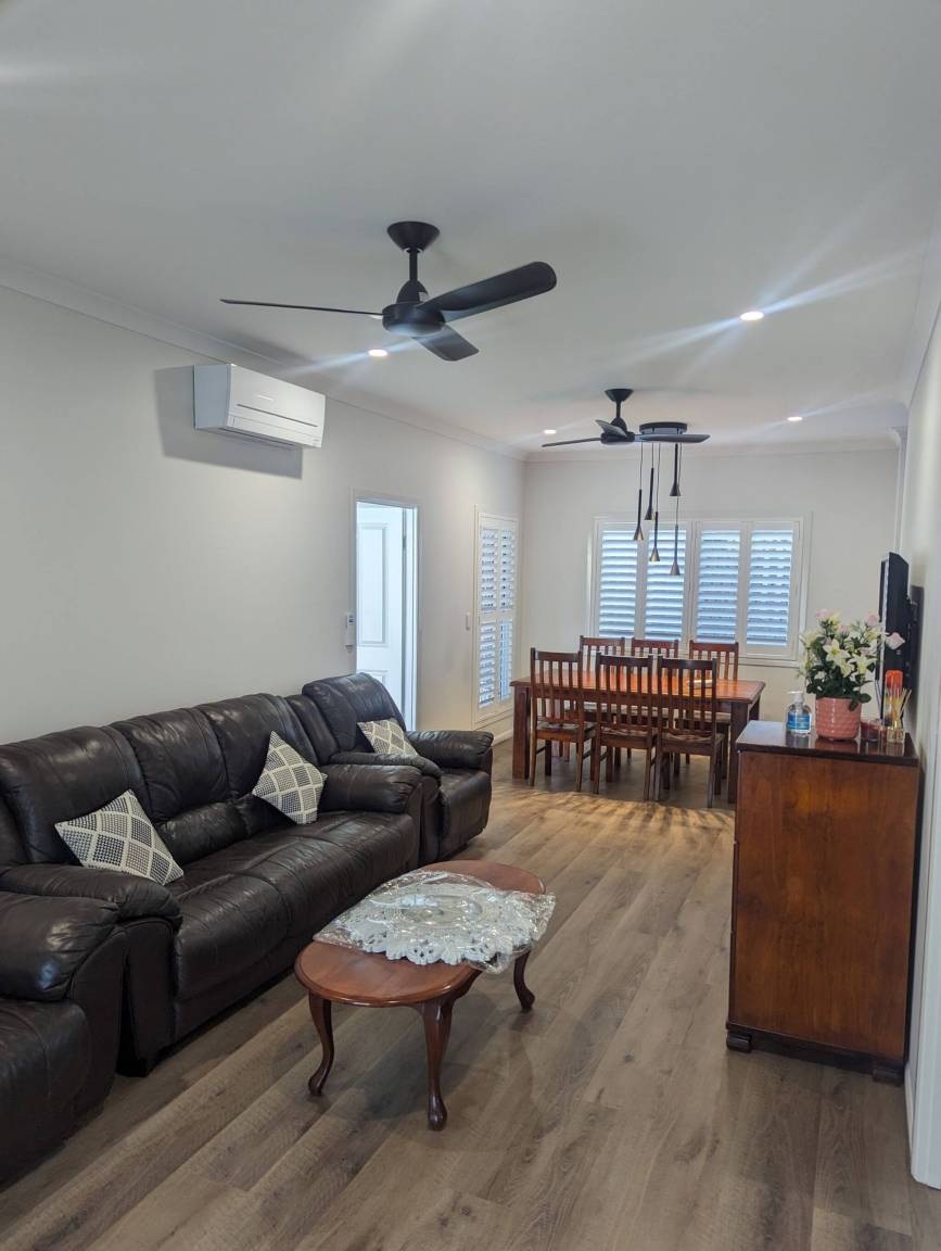 90 M² Ferienhaus ∙ 2 Schlafzimmer ∙ 4 Gäste - Brisbane