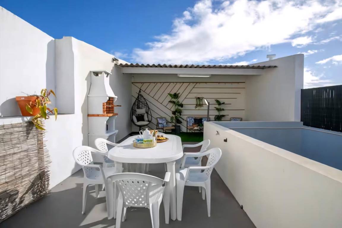 120 M² House ∙ 4 Bedrooms ∙ 6 Guests - Portugal