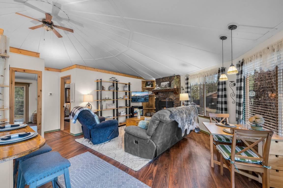 107 M² Hütte ∙ 2 Schlafzimmer ∙ 4 Gäste - Sunriver, OR